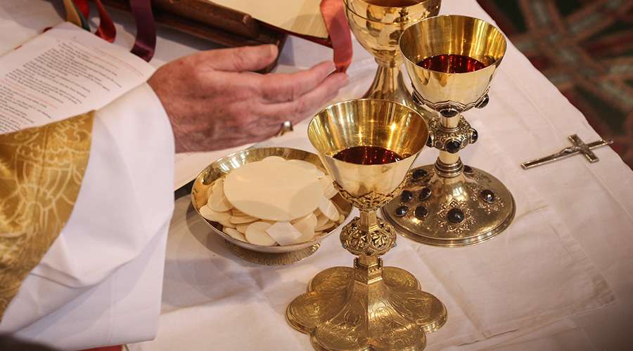 ¿QUÉ ES LA EUCARISTÍA COMO SACRAMENTO CATÓLICO?