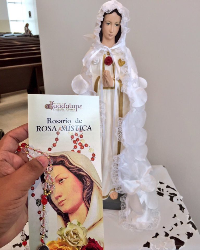 ROSA MÍSTICA: ORACIÓN, ADVOCACIÓN Y ROSARIO