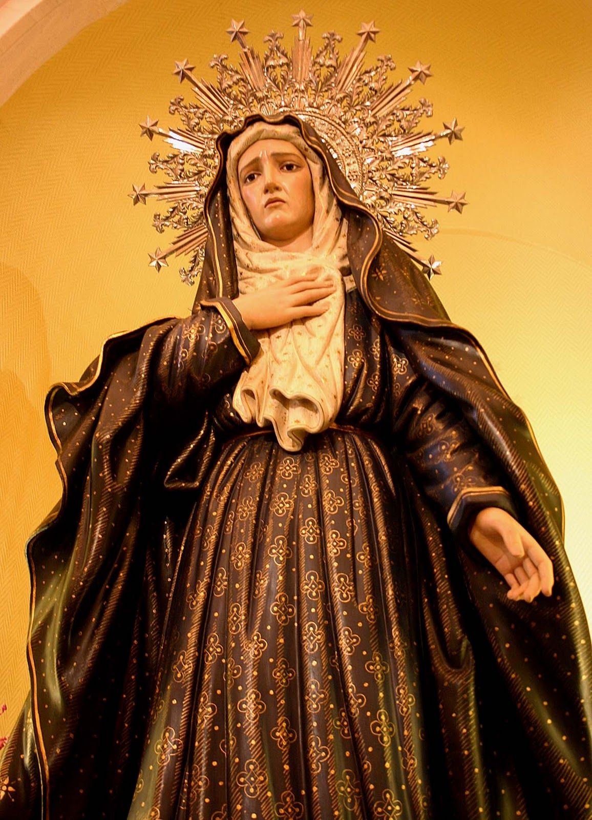 DESCUBRE LOS 7 DOLORES DE LA VIRGEN MARÍA, AQUÍ