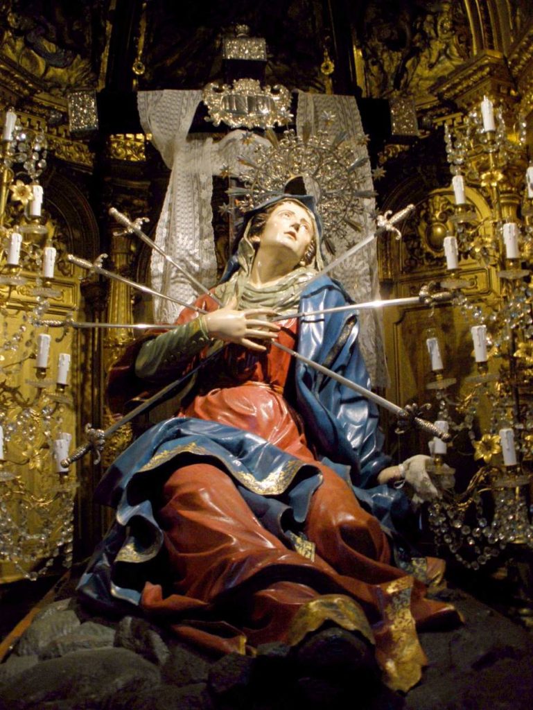 DESCUBRE LOS 7 DOLORES DE LA VIRGEN MARÍA, AQUÍ