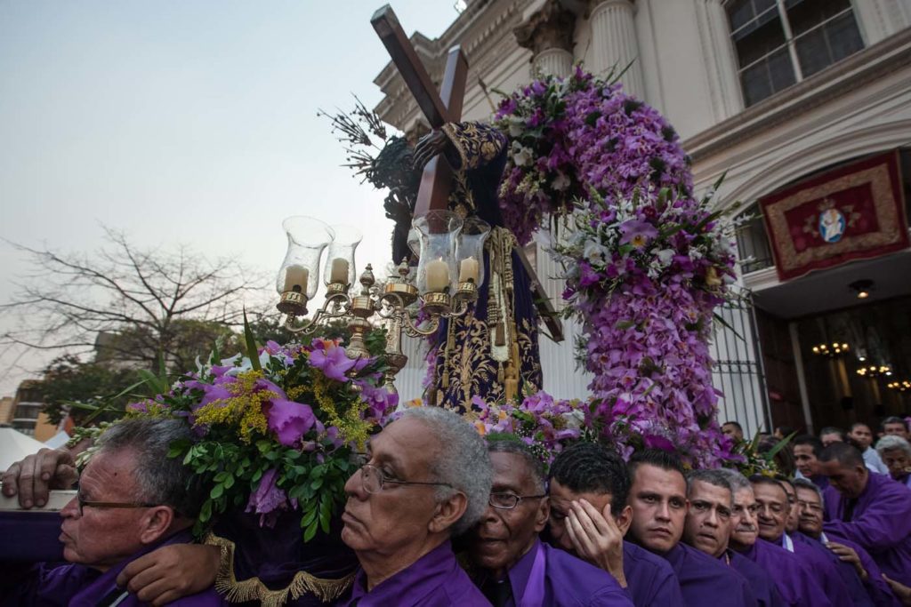 RELIGIOSIDAD POPULAR ENEMIGA DEL EVANGELISMO